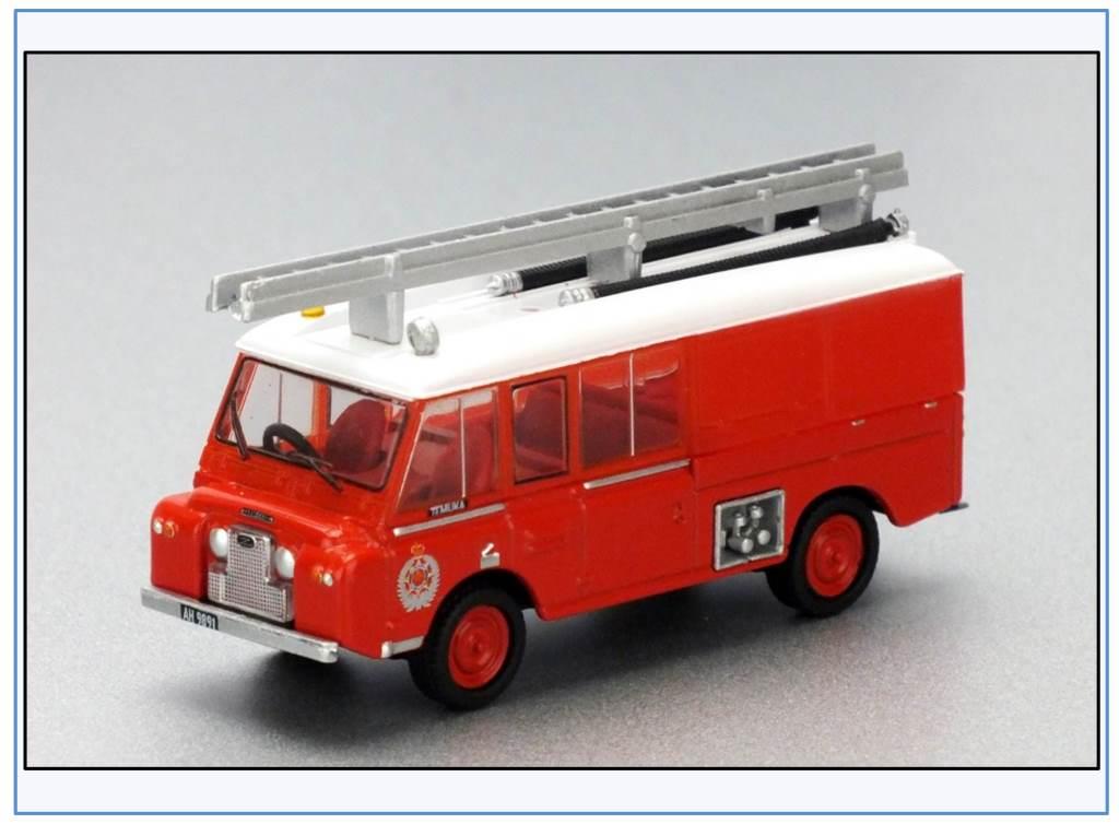 LRC005 Land Rover II 109 Carmichael Fire Tender Royal... nur 9.50 EUR